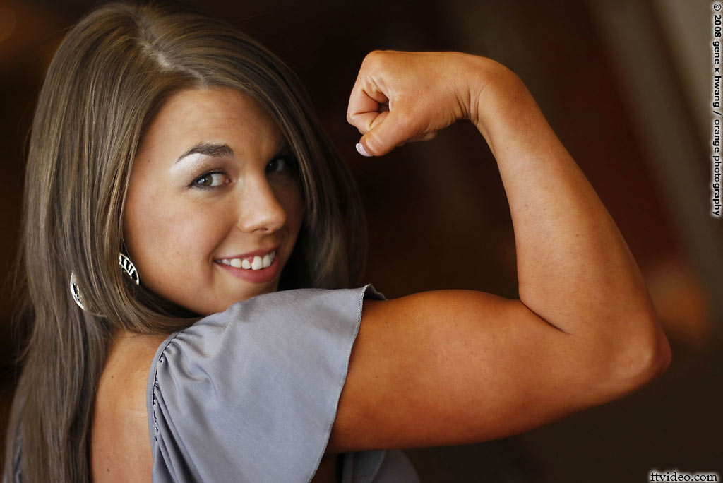 FTVideo.com - female bodybuilders flexing, video clips, photos